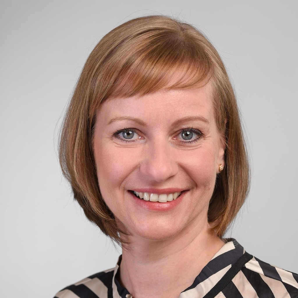 Kristin Decker - Ergotherapeutin - Michels Kliniken | XING