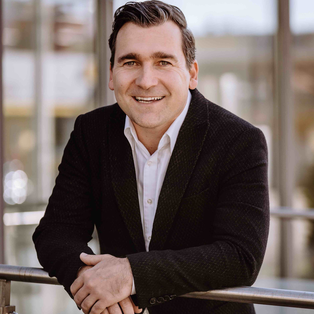 Dr. Paul Steiner - Business Product Owner: Digital Asset Management ...