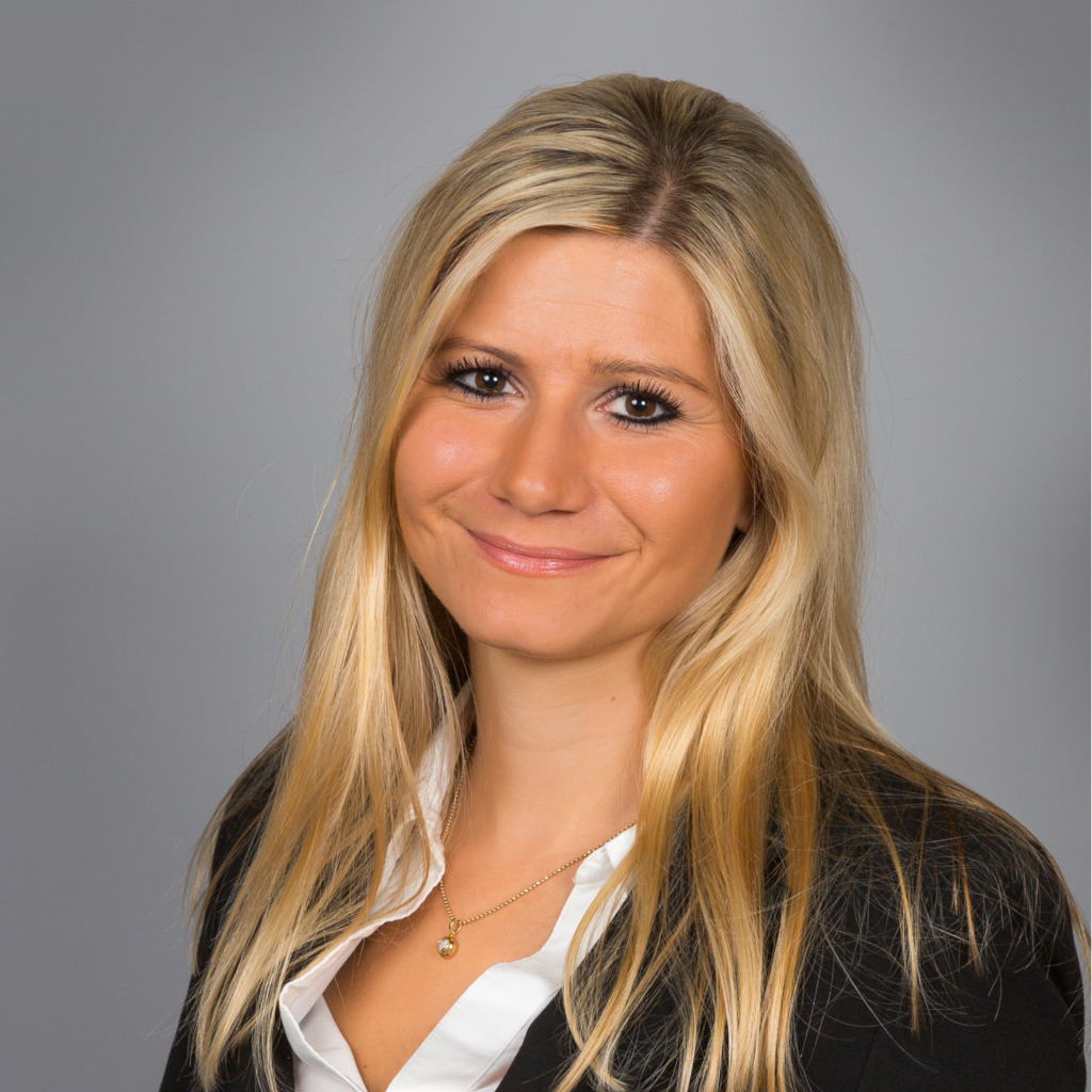 Fenzl aus Hofkirchen in der Personensuche von Das Telefonbuch