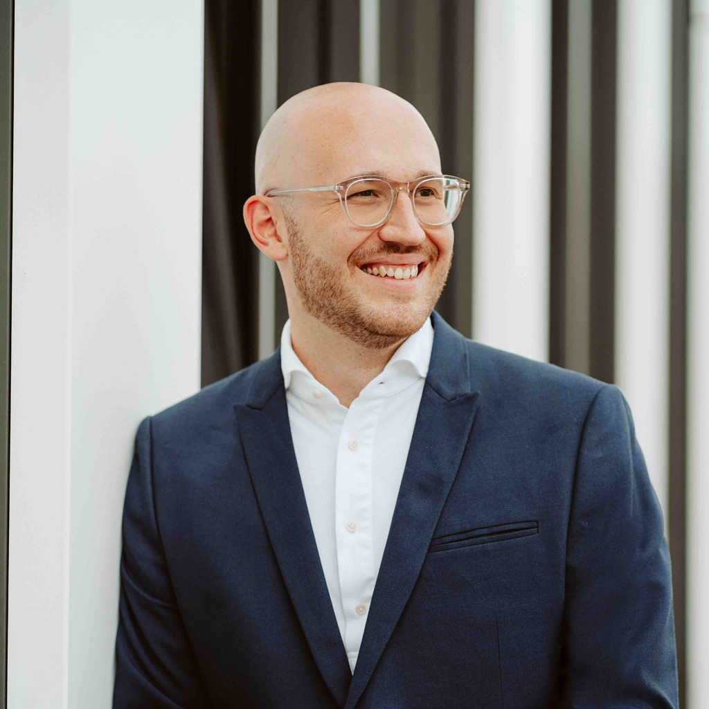 Kevin Binder - IT Business Consultant // Koordination ...