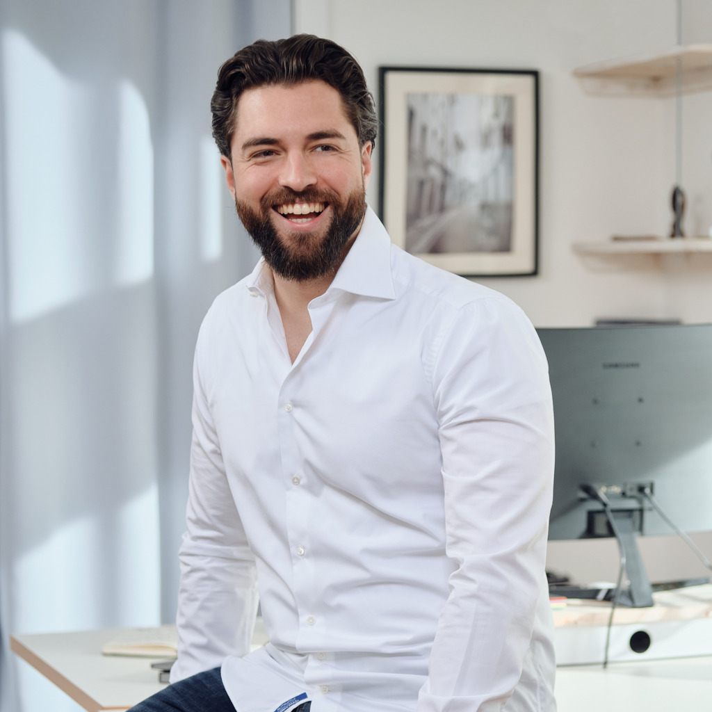 Gianmarco Ferraro - Geschäftsführer - IMMOment 0711 GmbH | XING