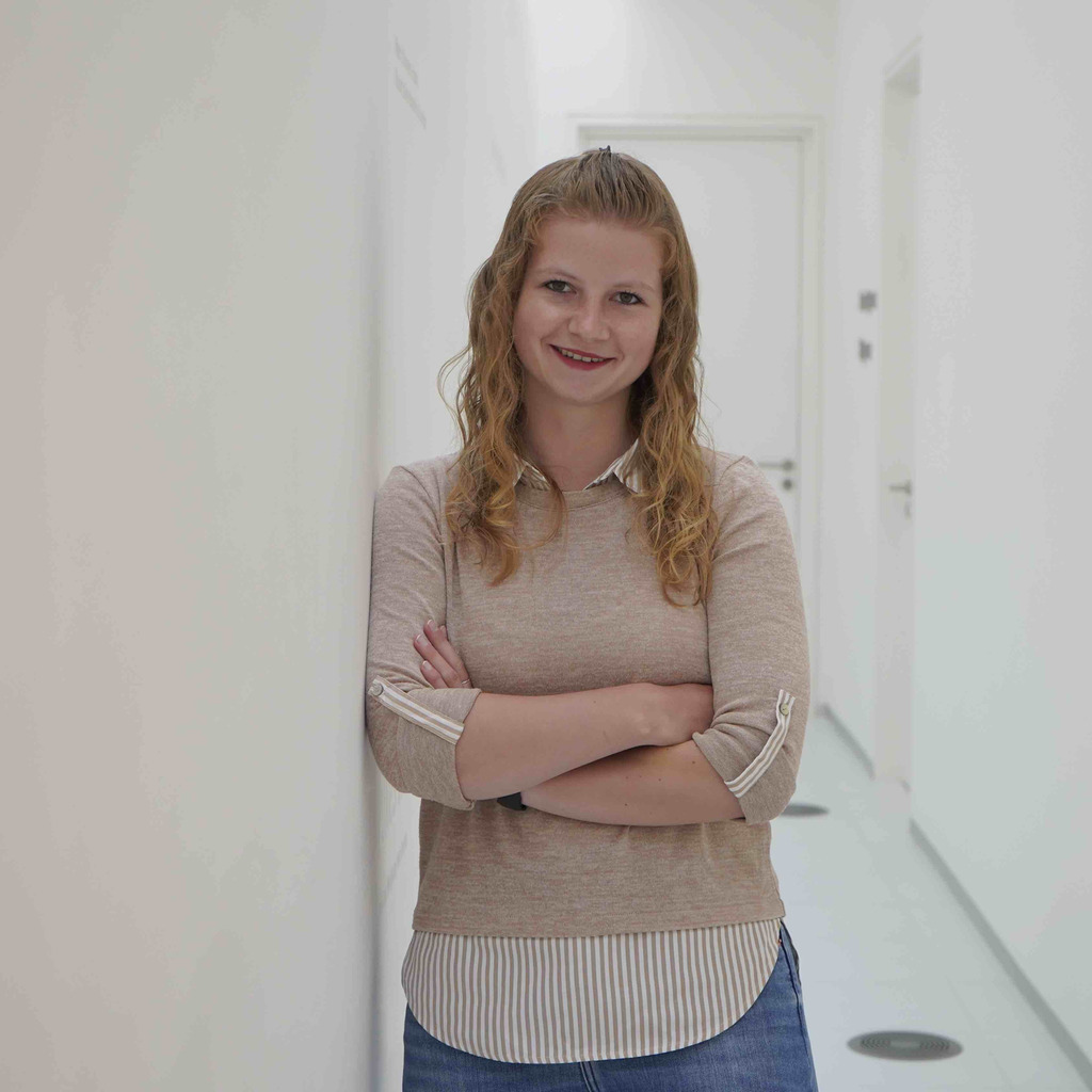 Romina Moosmann - Specialist Marketing Services International - Duravit ...