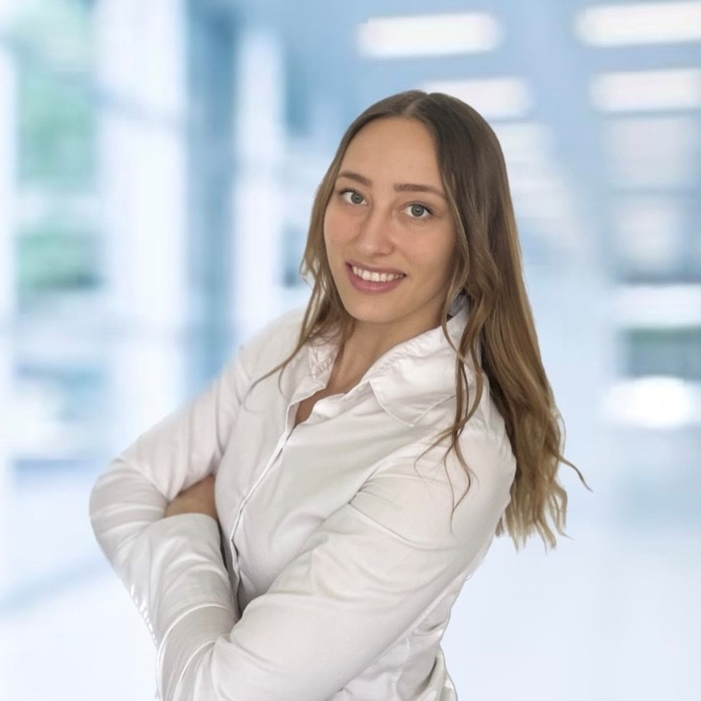 Julia Trapp - Logistik-Koordinatorin - Freudenberg Sealing Technologies GmbH | XING