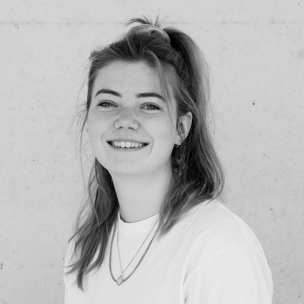 Ellinor Brandenburg - Produktionsassitenz - Captif | XING