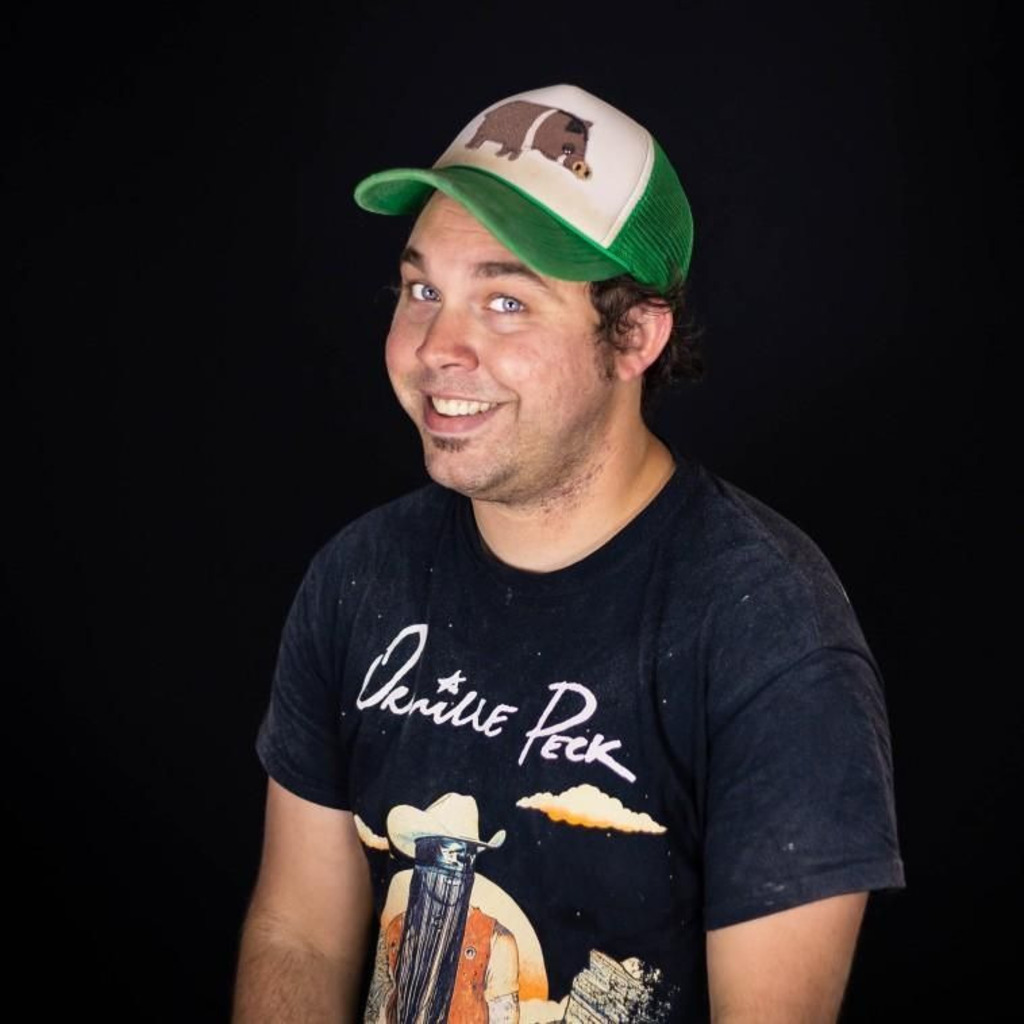 Christopher Long - Guitar Repair Tech - Elderly Repair Shop | XING