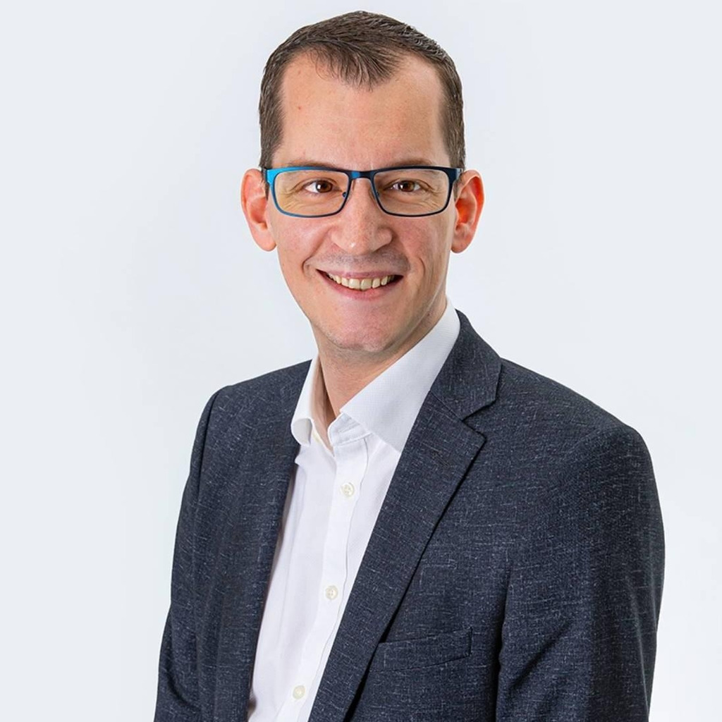 Martin Grotzsch - Rooms Division Manager - TAUERN SPA Zell am See ...