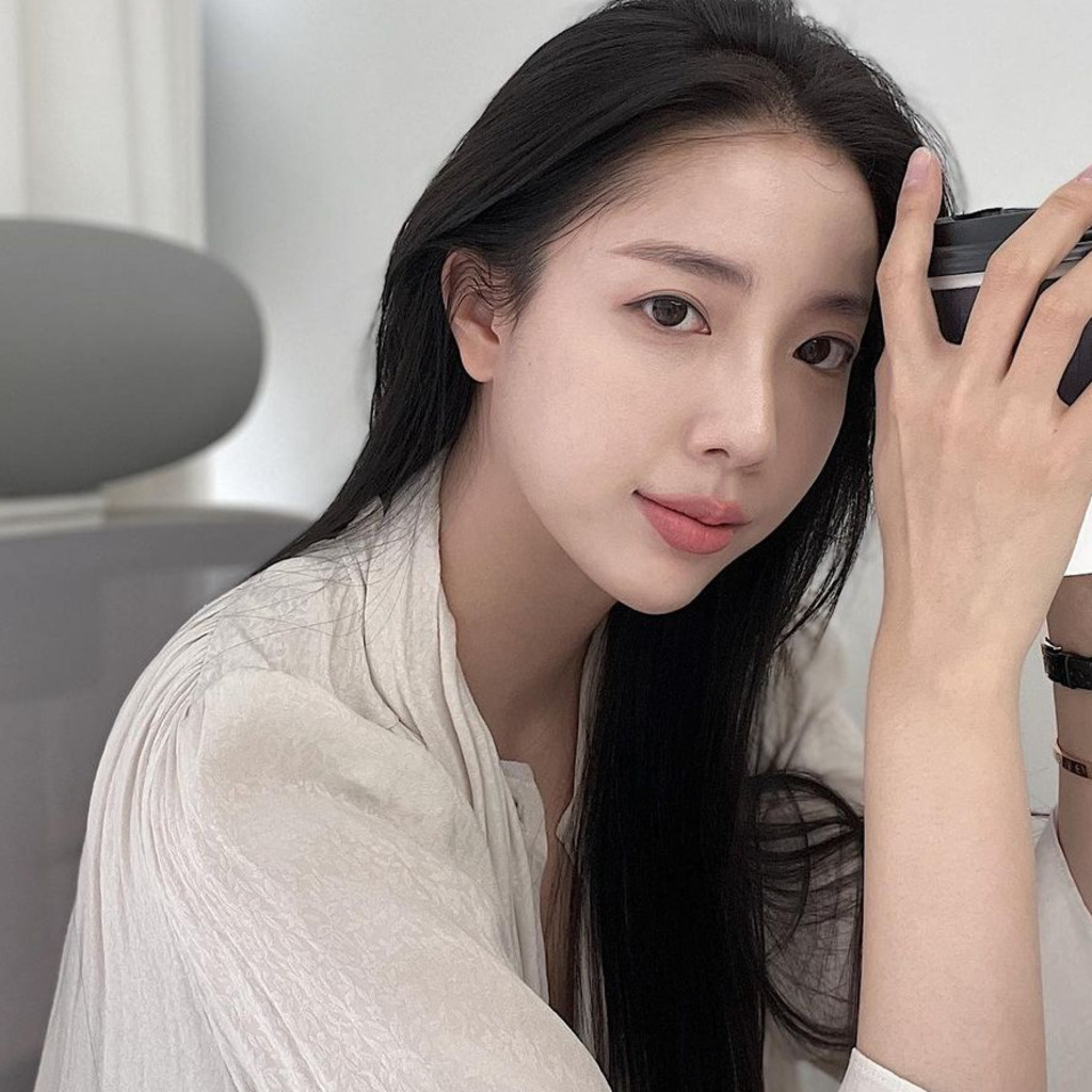 Ellie Li Yi - CEO - clothing entrepreneur | XING