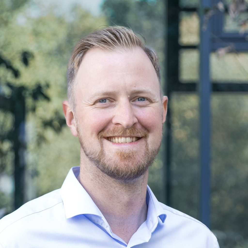 Manuel Schröder - Director Sales - Westbridge Advisory GmbH | XING