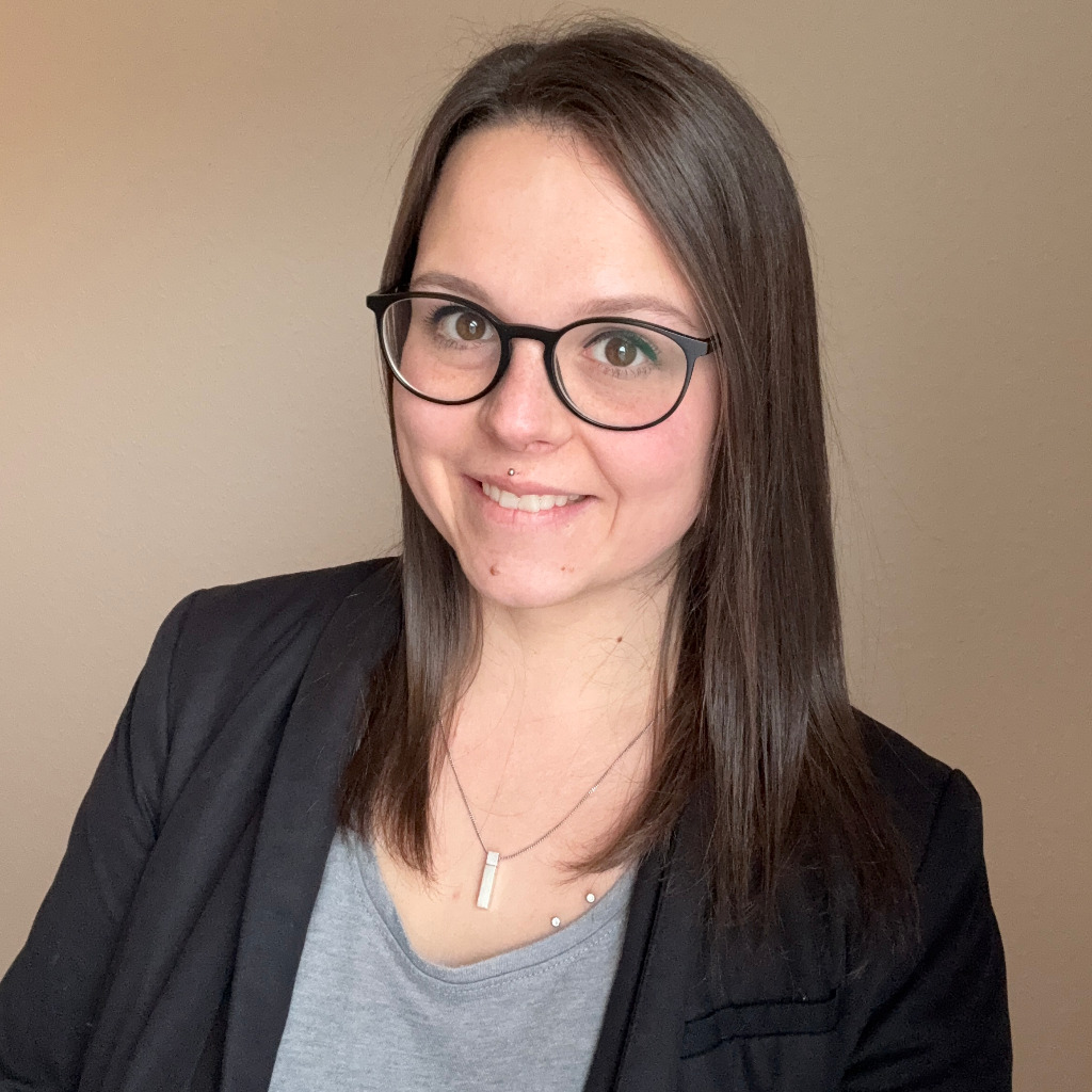 Julia Butler - Kfm. Angestellte E-Commerce - Deuba GmbH & Co. KG | XING