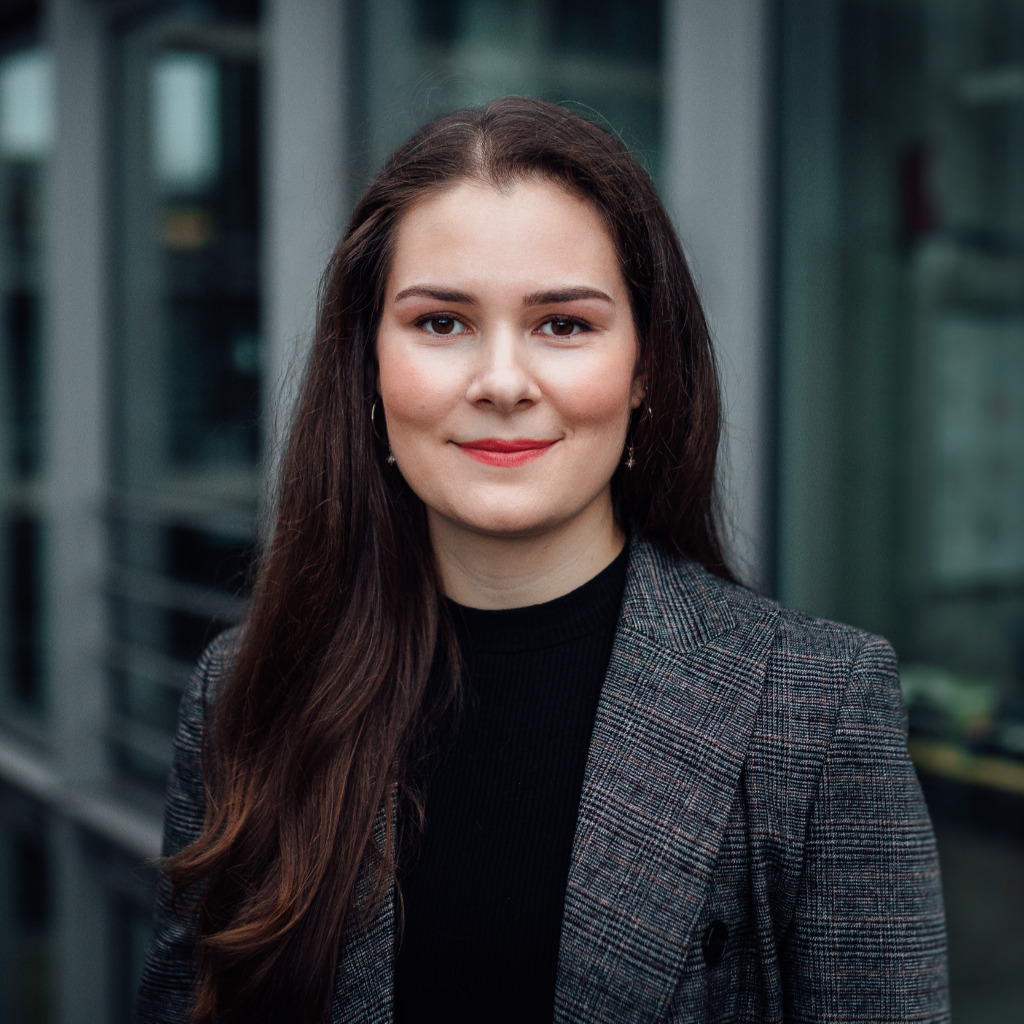 Linda Setzer - Projektleitung der Marken Delizio & Cremesso - Delica AG ...