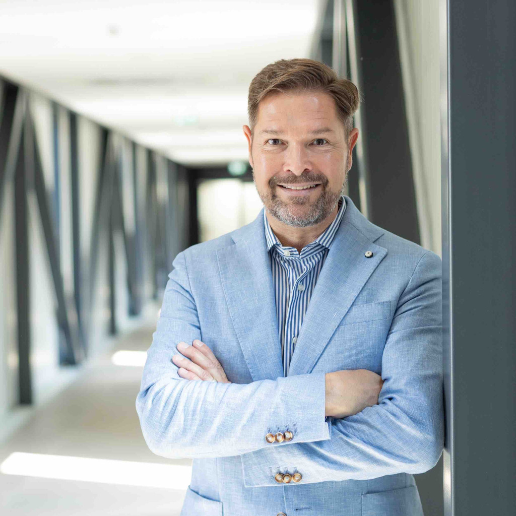 Mathias Varga MBA - International Sales Director / Head of Marketing ...