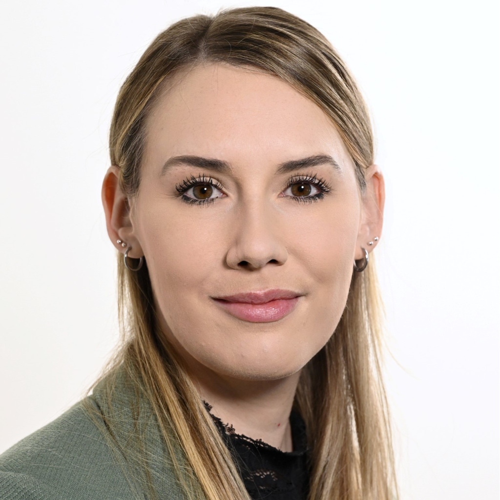 Anne-Kristin Haase - Fachreferentin Innovatives Kundenmanagement ...