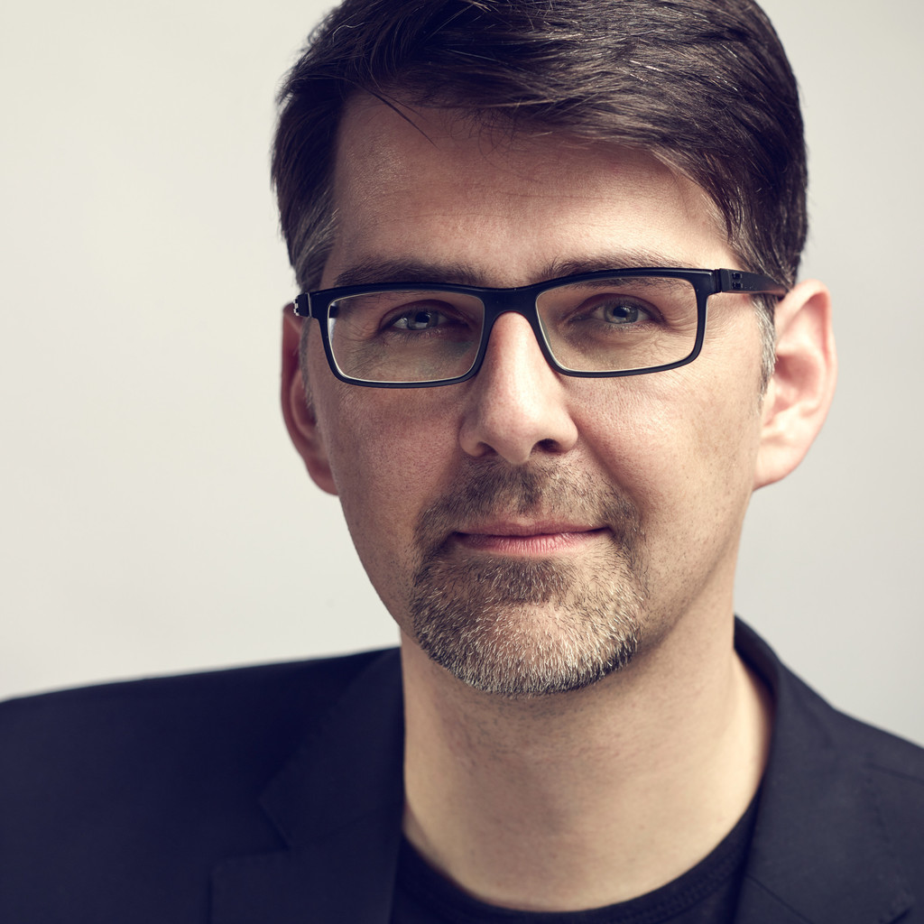 Filip-Martin Brinkmann - Cloud Architect / Senior Development Engineer ...