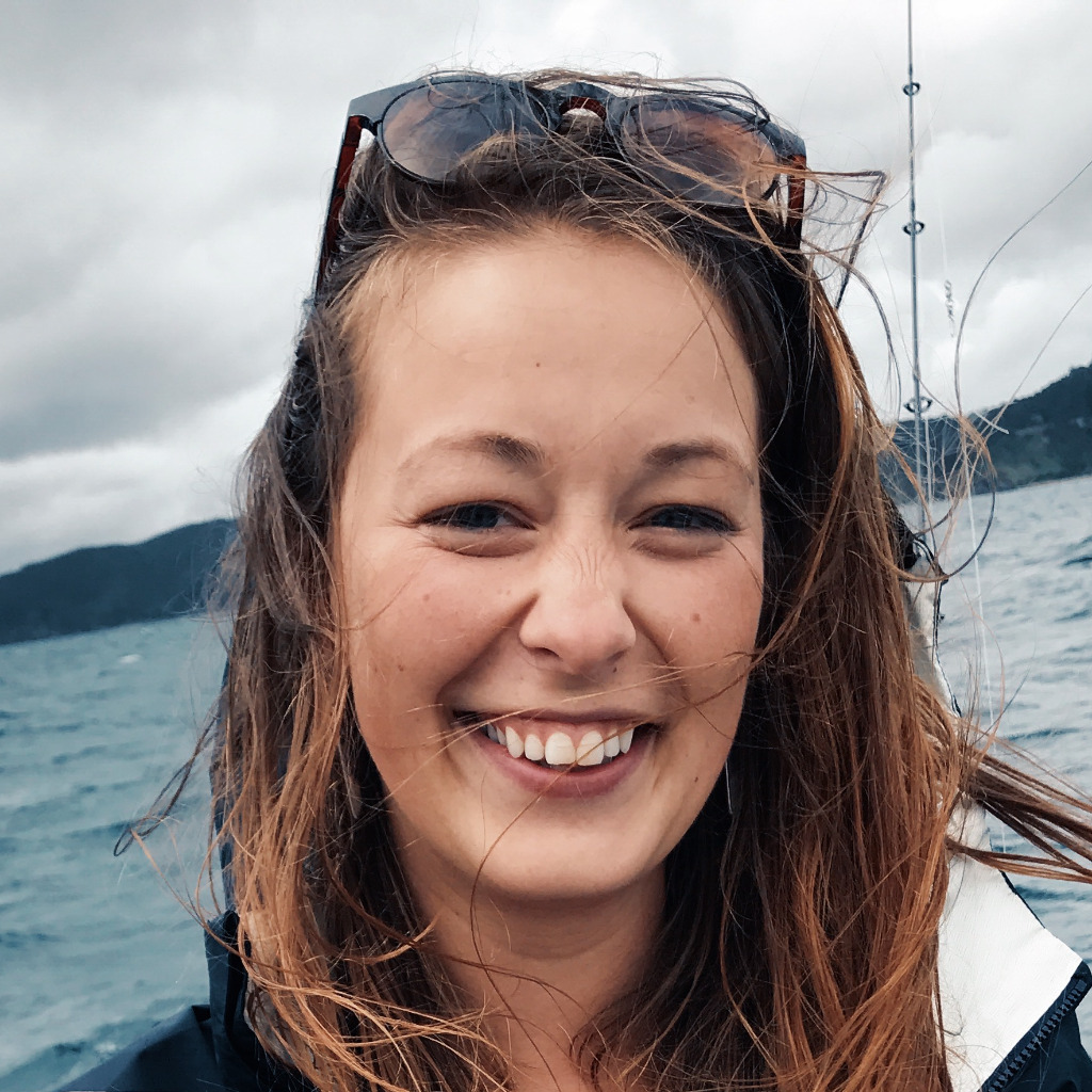 Emily Riesenweber - an online English teacher. - VIPKID | XING