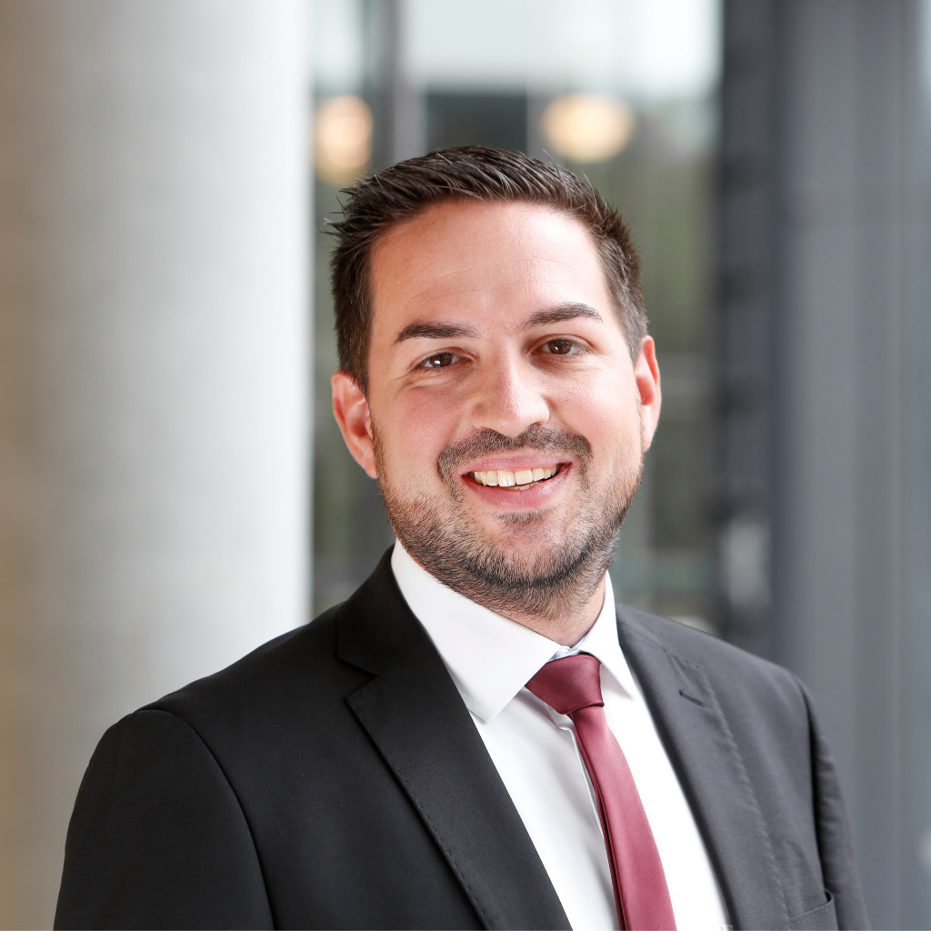 Simon Veit - Prokurist - MVZ Klinikum Würzburg Mitte gGmbH | XING