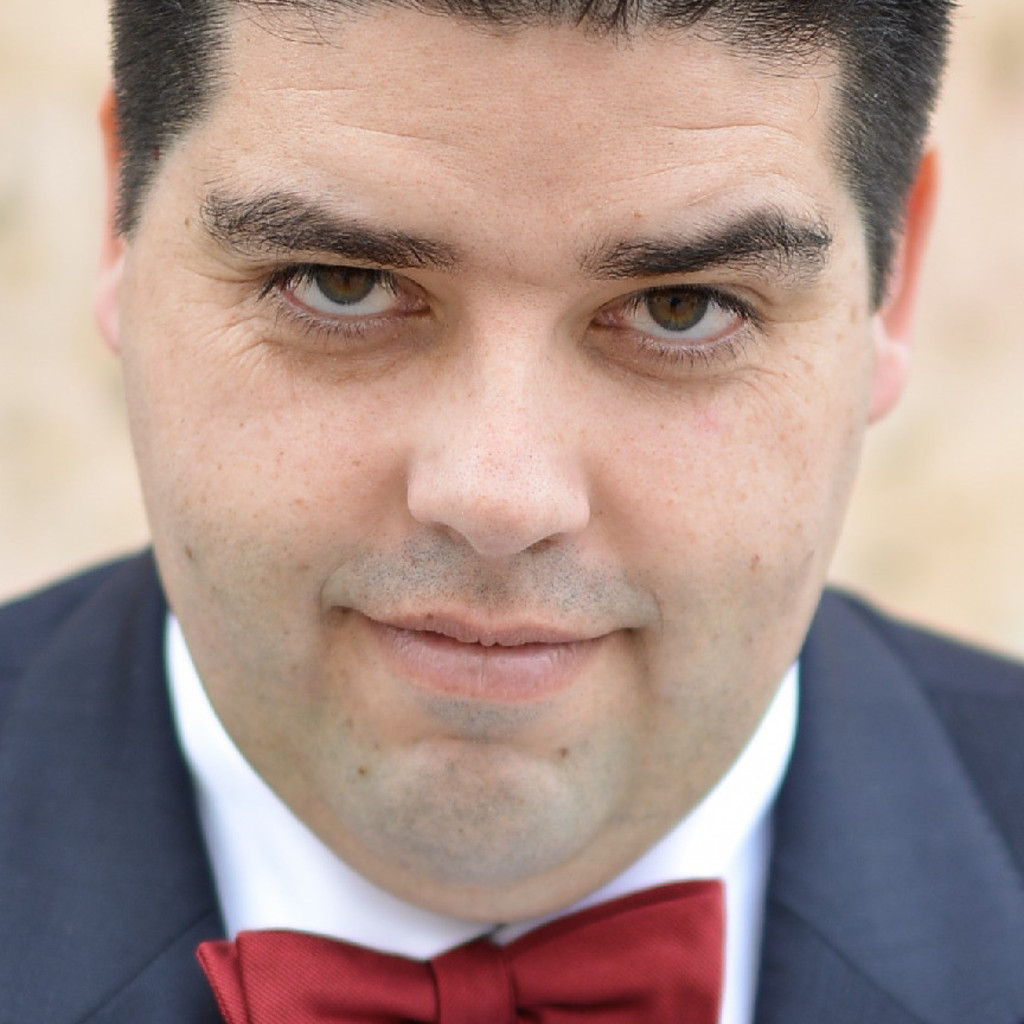 Hugo Santos - Director of Information Systems - VINCI Airports - ANA ...