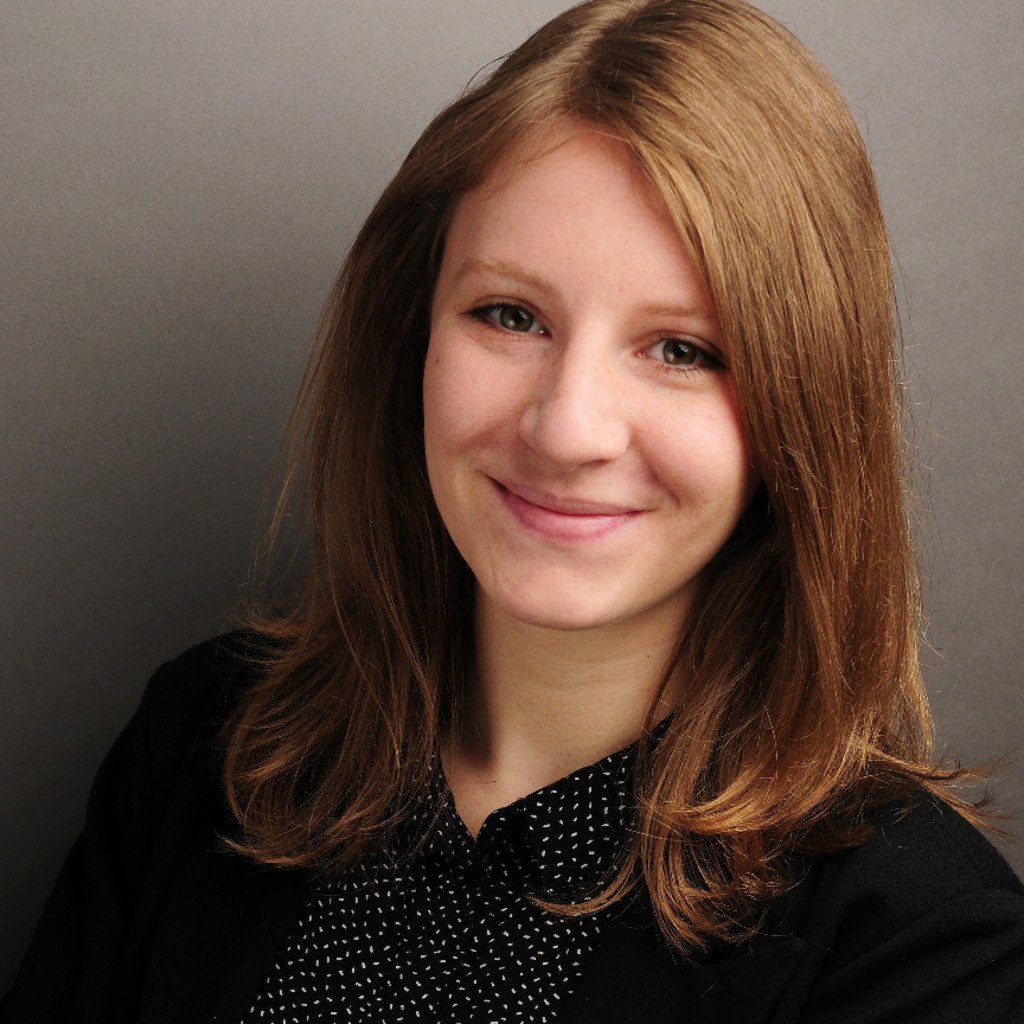 Lara Heberle - Projektmanagerin Content Marketing & Schulungsmanagement ...