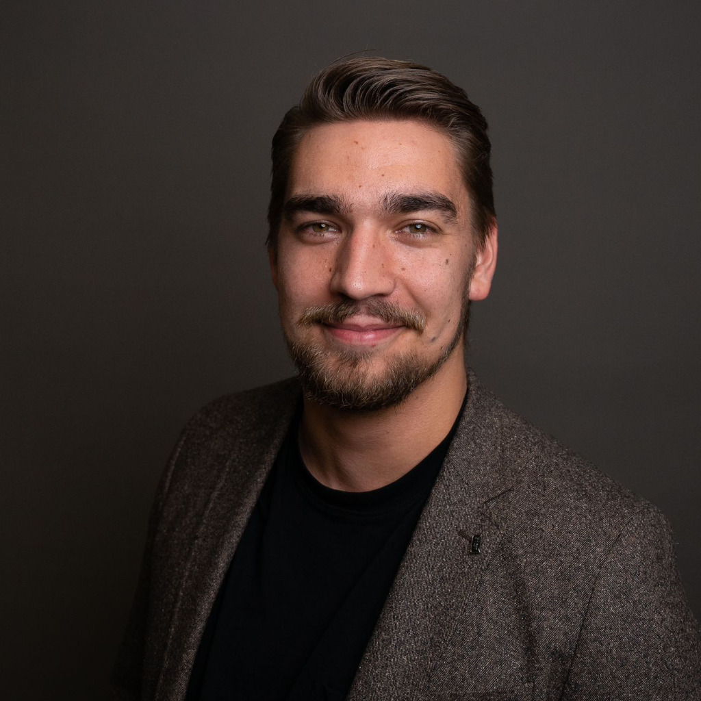 Christopher Ernst - Privat- und Firmenkundenspezialist - BARMER | XING