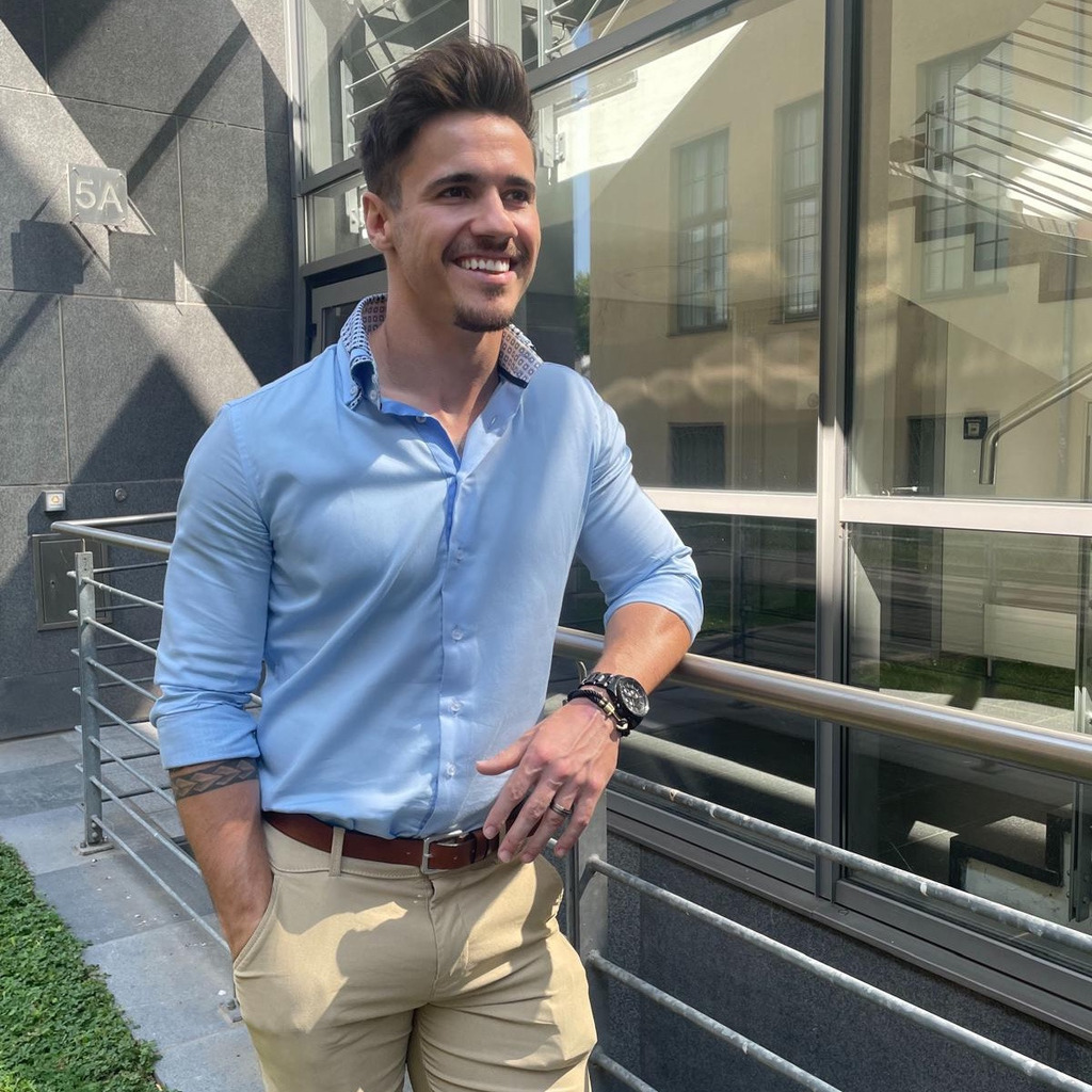 Arno Dwars - Rental Sales Agent - Sixt GmbH & Co. Autovermietung KG | XING