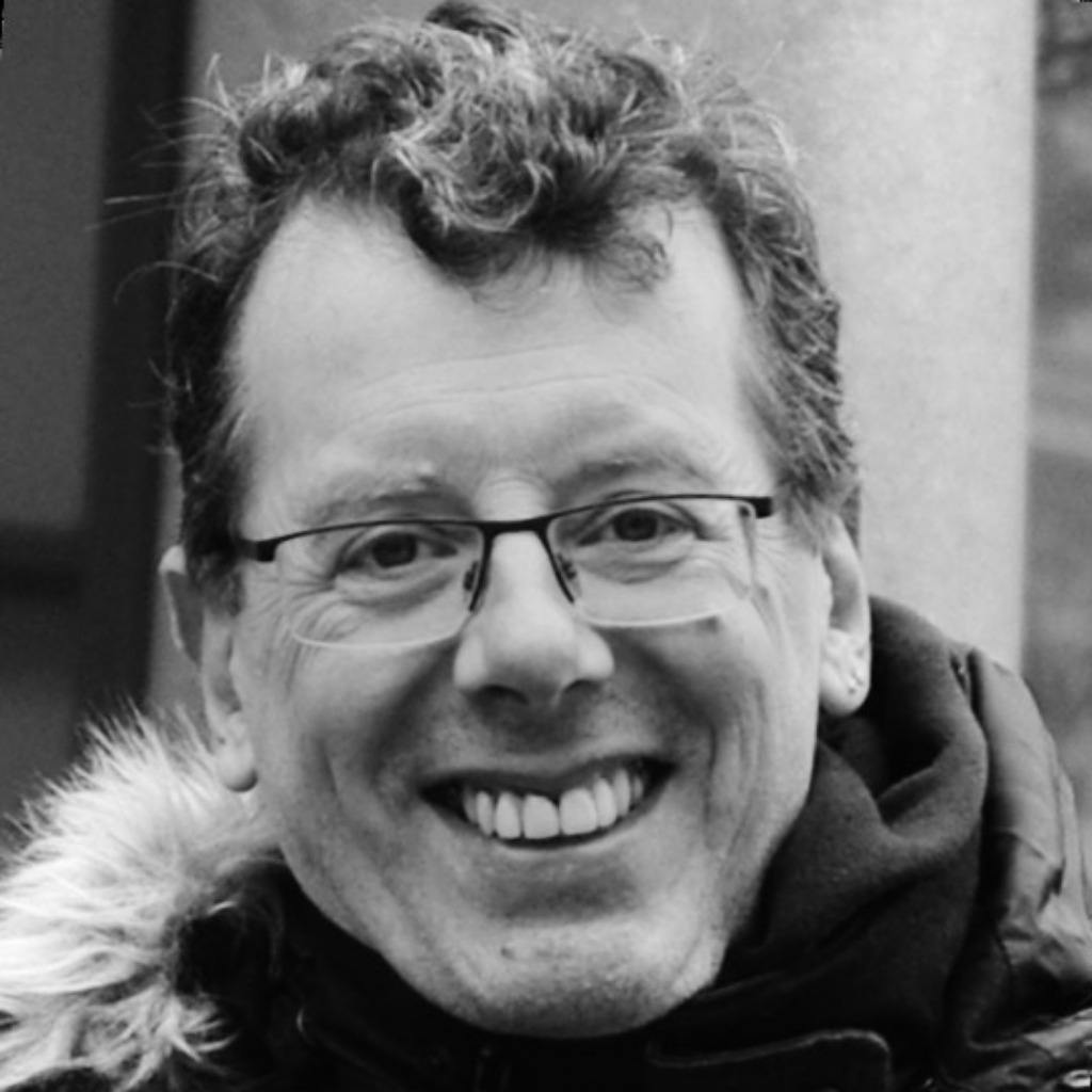 Christian Schmitt - Senior Application Developer/Business Analyst - DekaBank Deutsche ...