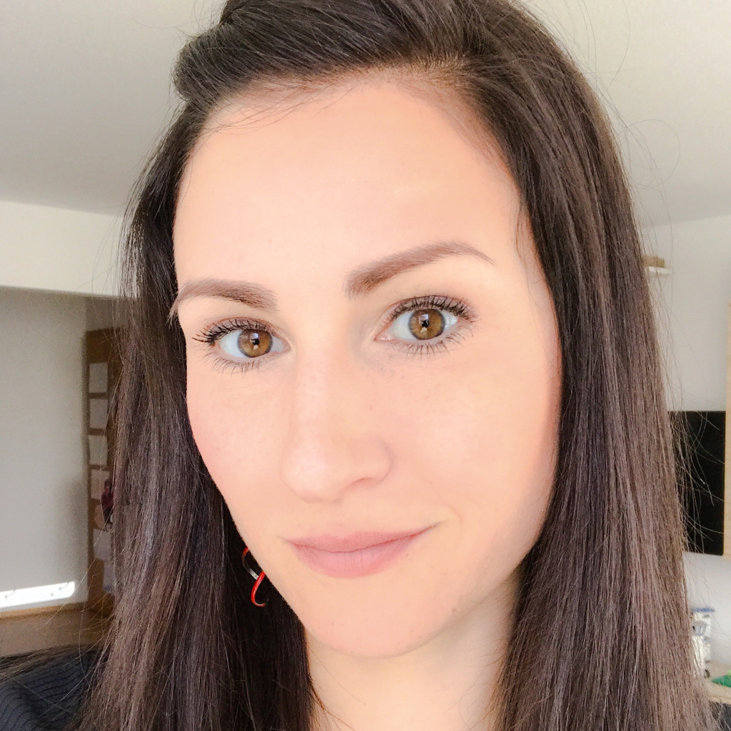 Anna Kessler - Assistentin der Geschäftsführung - Jan Kinzler GmbH & Co ...