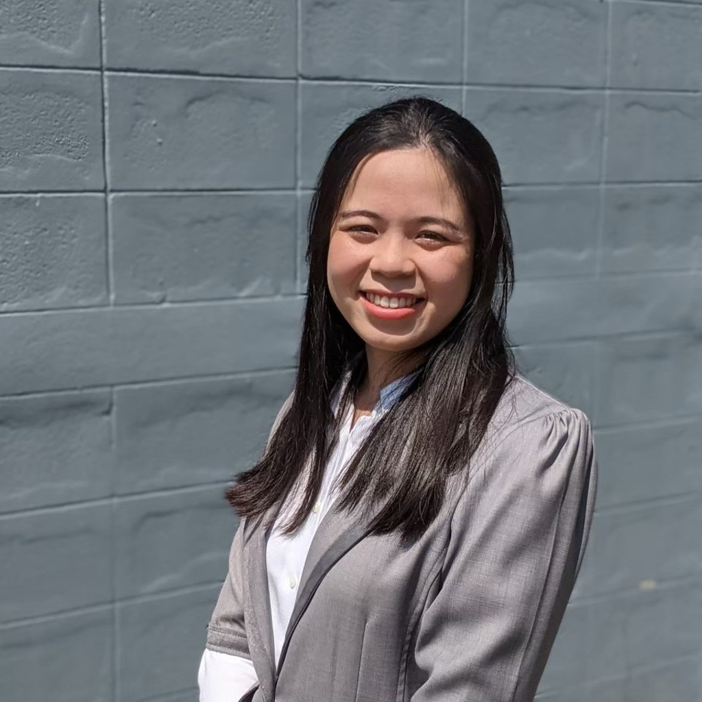 Wiramon Th: Ausbildung und Berufserfahrung | XING