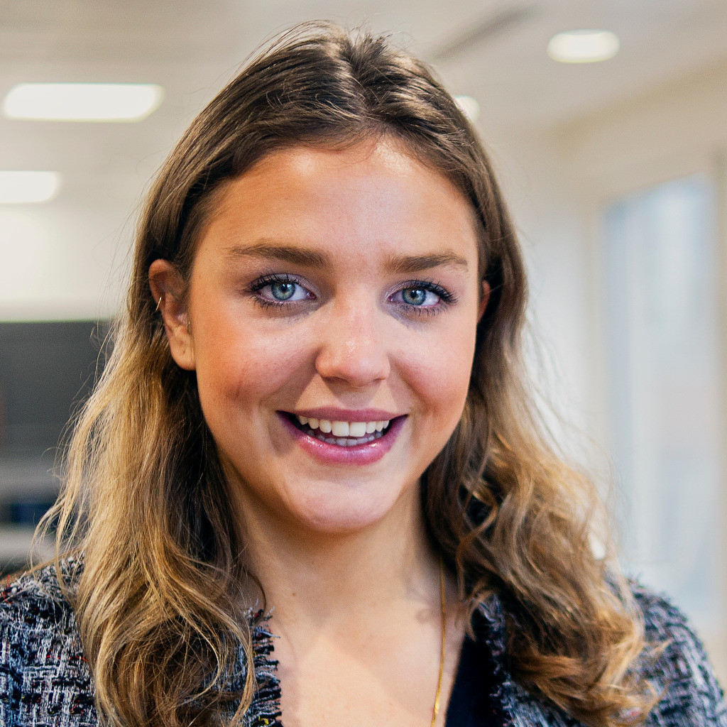 Isabel Kennedy's Instagram, Twitter & Facebook on IDCrawl