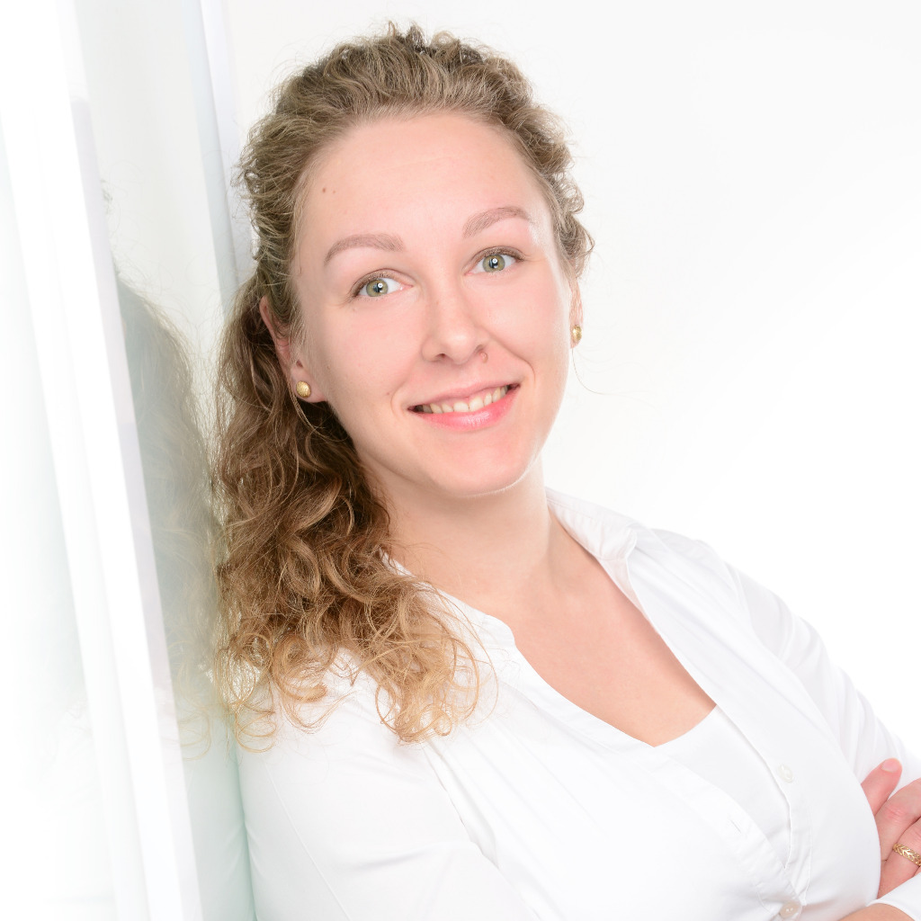 Julia Scherer - Sozialpädagogin und Maßnahmeverantwortliche - DAA Deutsche Angestellten-Akademie ...