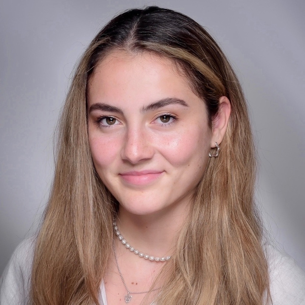 Antonia Rastorfer - BWL/ Marketing & Digitale Medien - Internationale ...