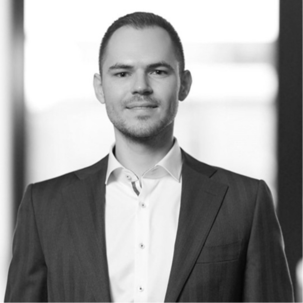 Adam Macht CFA - Manager | M&A Transaction Services - PwC Deutschland ...