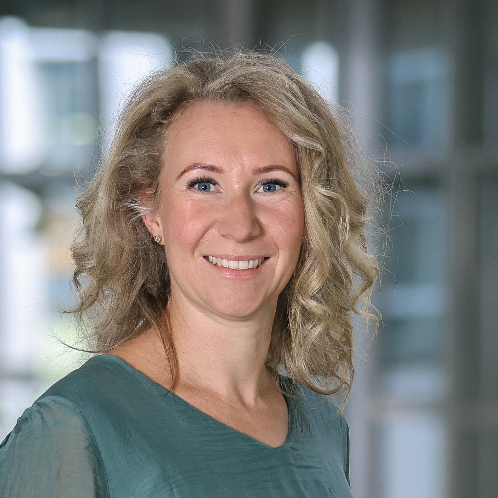 Mag. Lucy Wolf - Teamleiterin Innovations- und Wissensmanagement ...