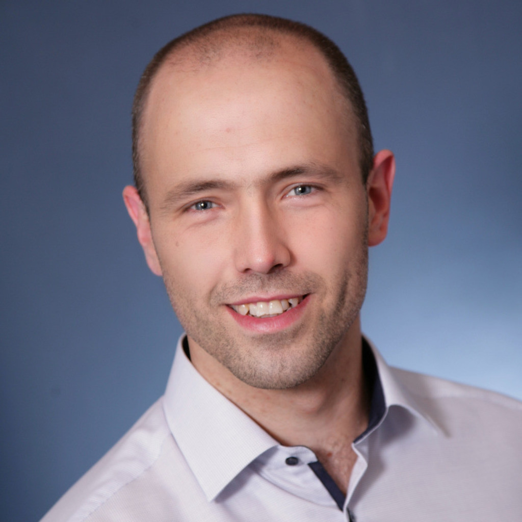 Manfred Hartmann in der Personensuche von Das Telefonbuch