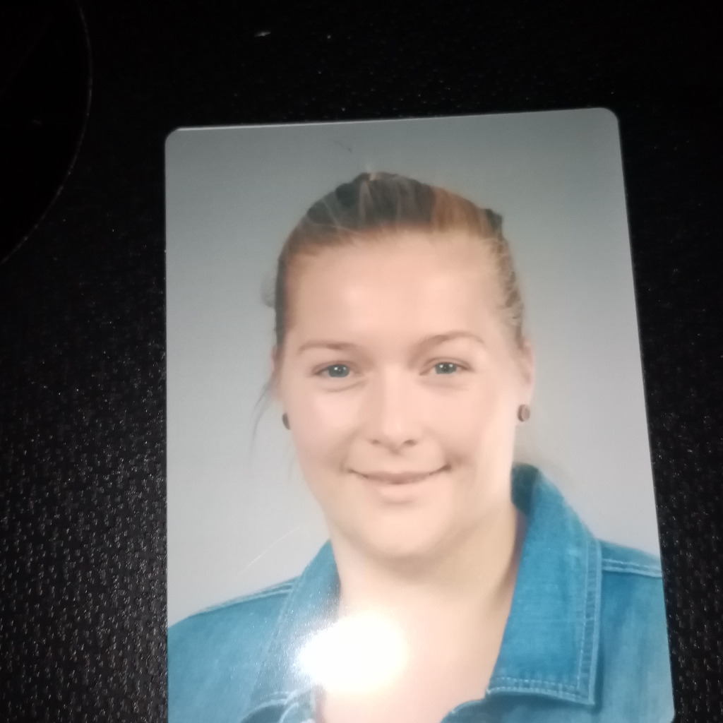 Stephanie Atlas - Anlagenfahrerin - Bayerische Milchindustrie eG | XING