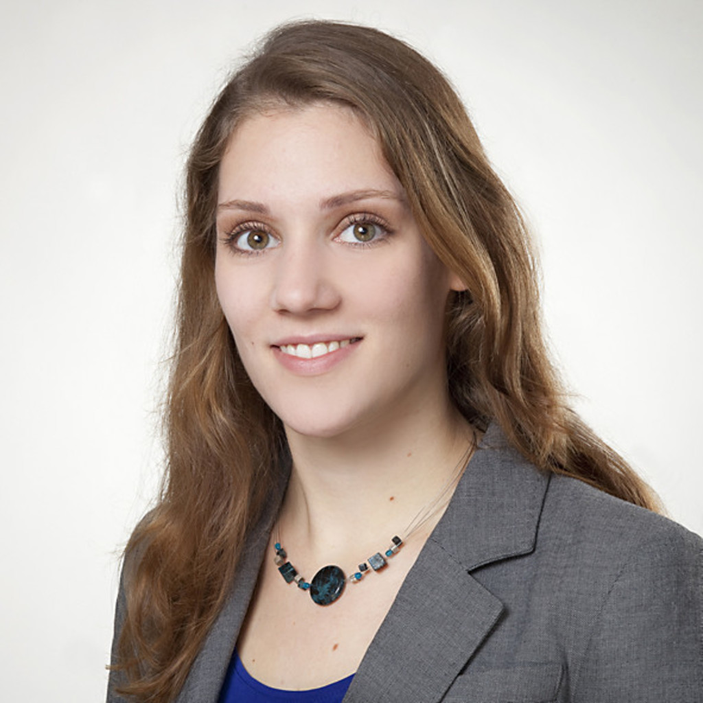 Laura Roche's Instagram, Twitter & Facebook on IDCrawl