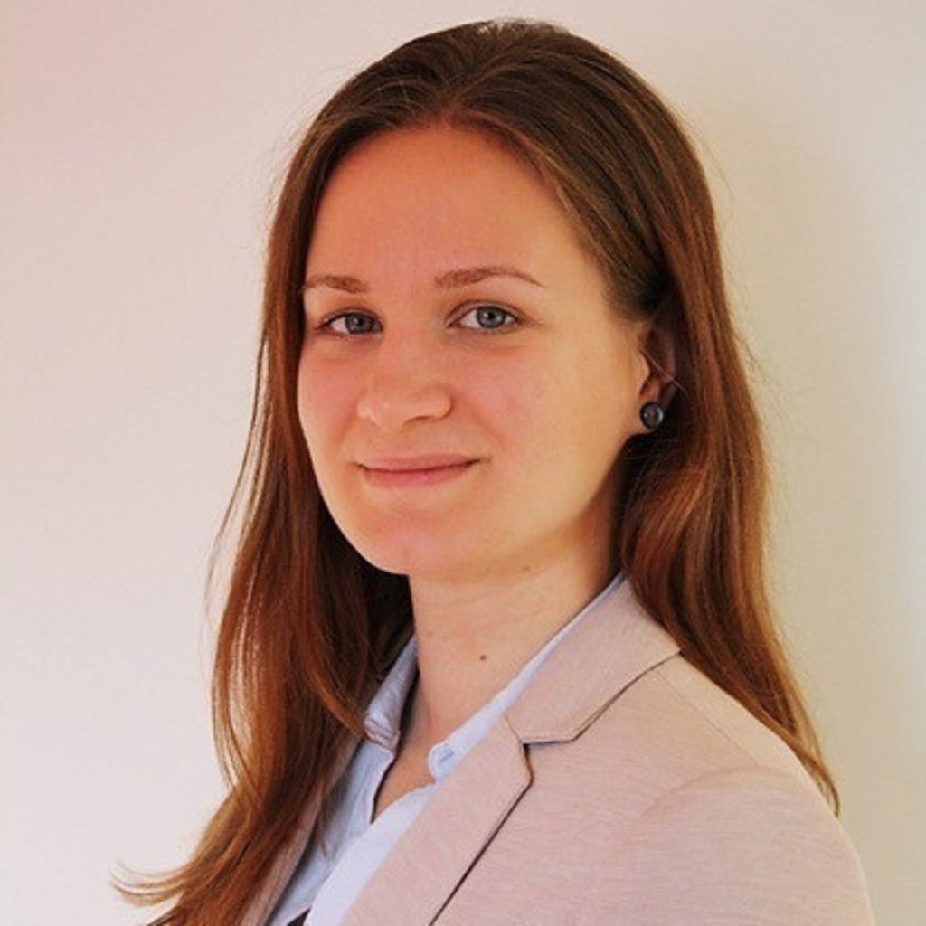 Lisa Bode's Instagram, Twitter & Facebook on IDCrawl