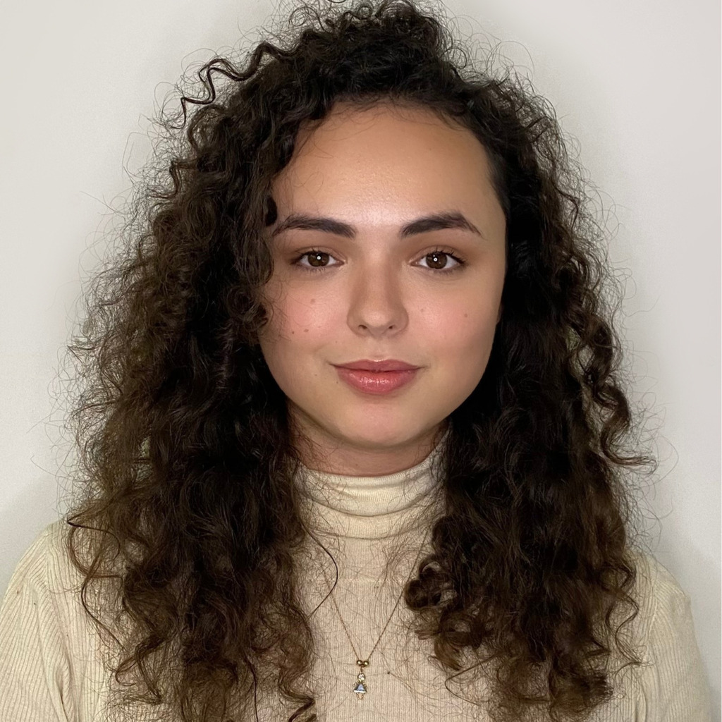 Emily Coffey's Instagram, Twitter & Facebook on IDCrawl