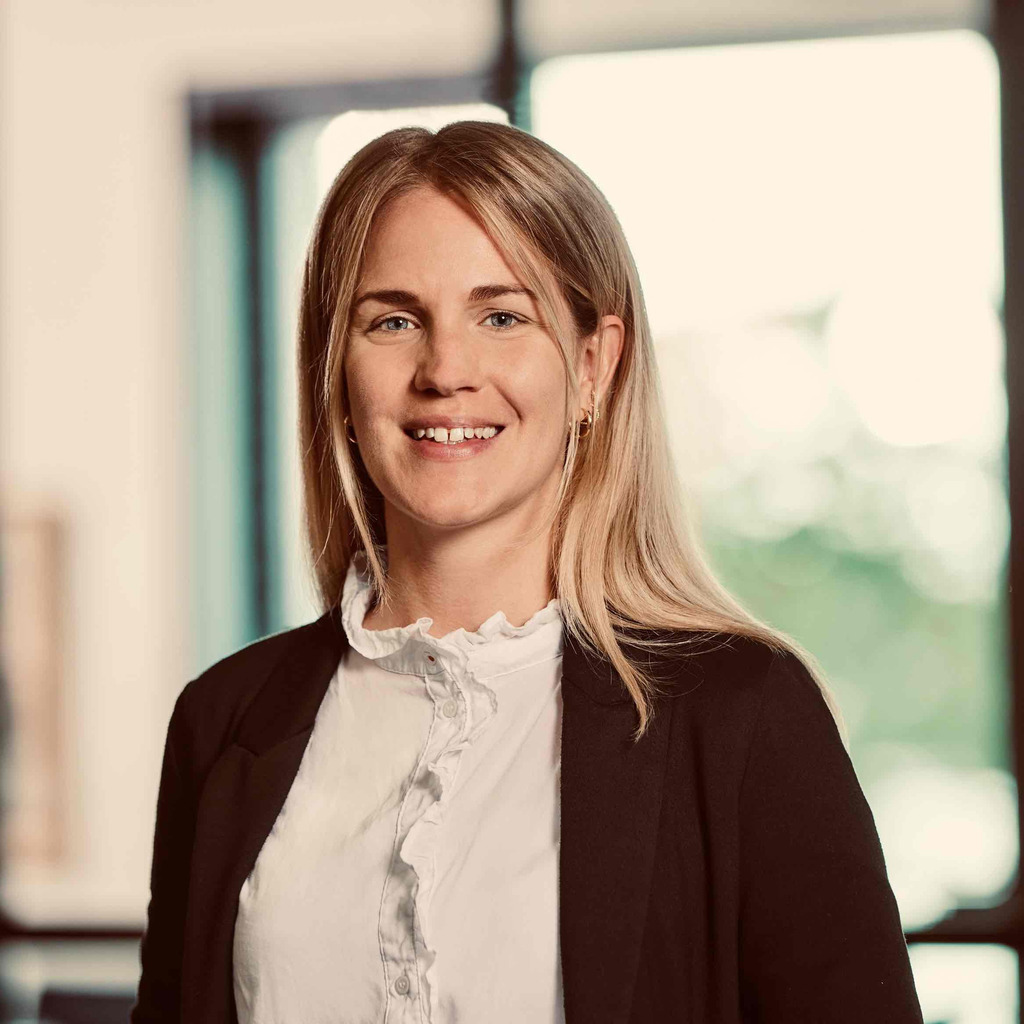 Meike Becker in der Personensuche von Das Telefonbuch