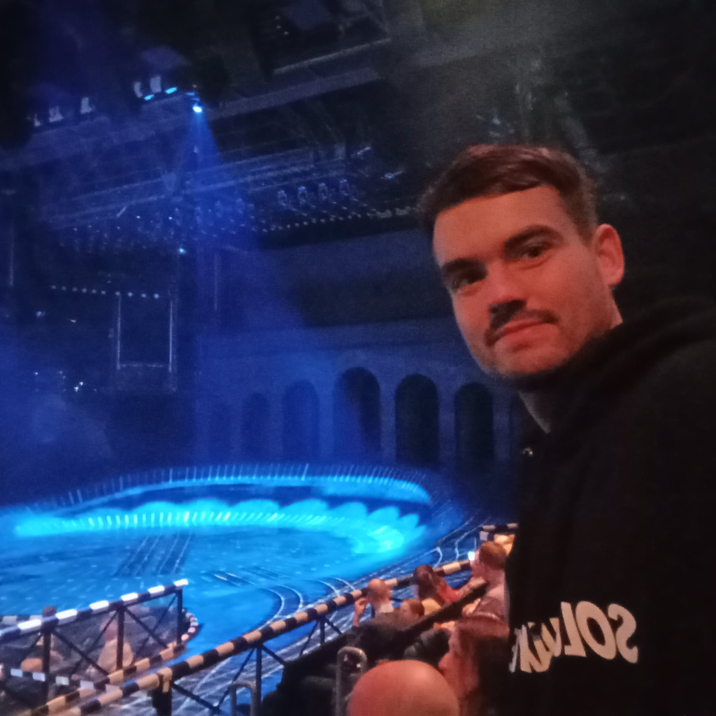 Maximilian Zeig - Lagerist - Herr Müller | XING