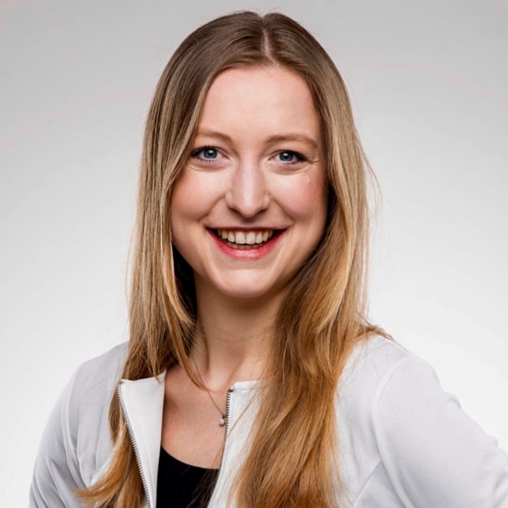 Helen Wrona - Director Functional Academies - Hapag-Lloyd AG | XING