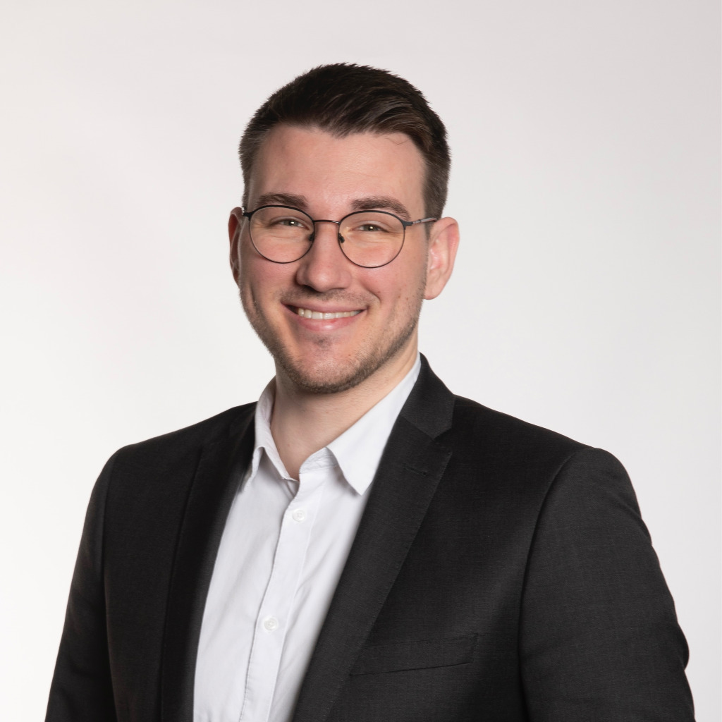 Jonas Meyer - Spezialist Dokumenten- und Garantiegeschäft - Hamburger Sparkasse | XING