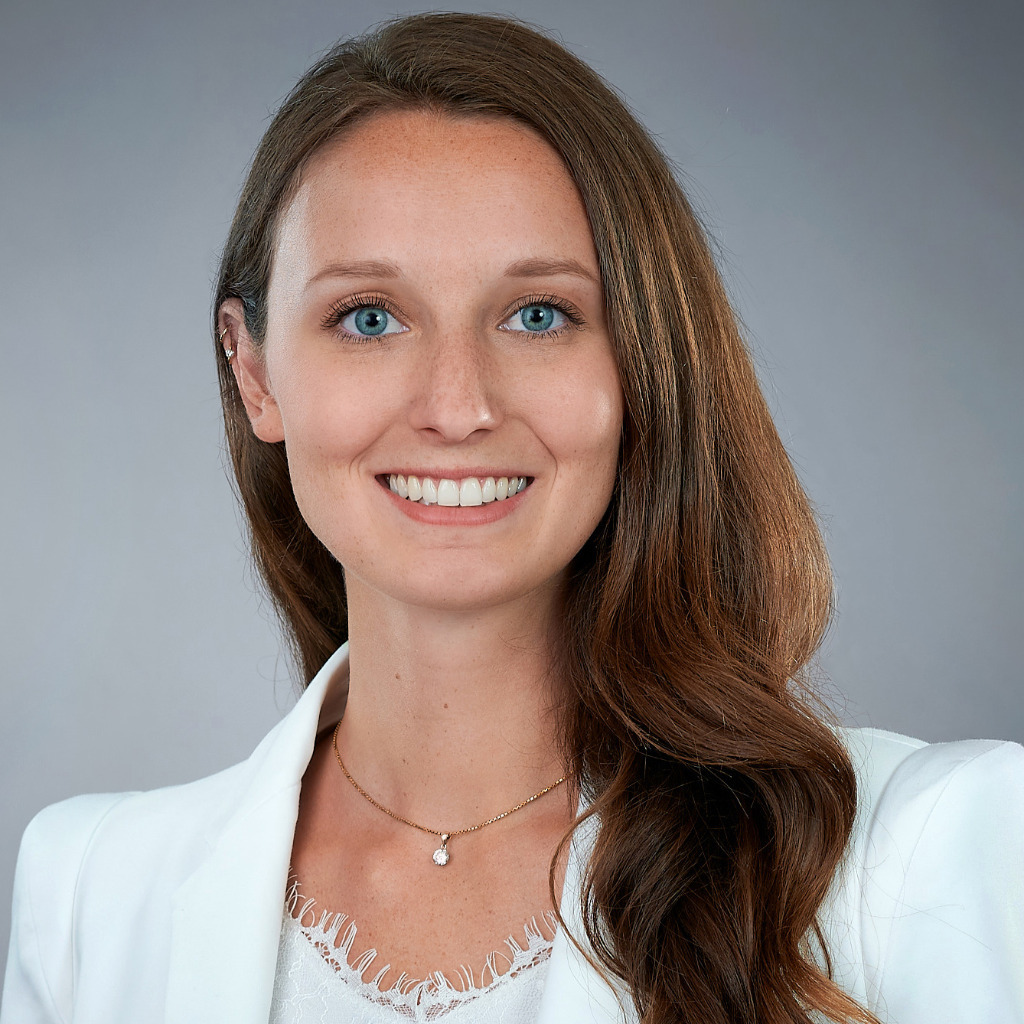 Sarah Roth's Instagram, Twitter & Facebook on IDCrawl