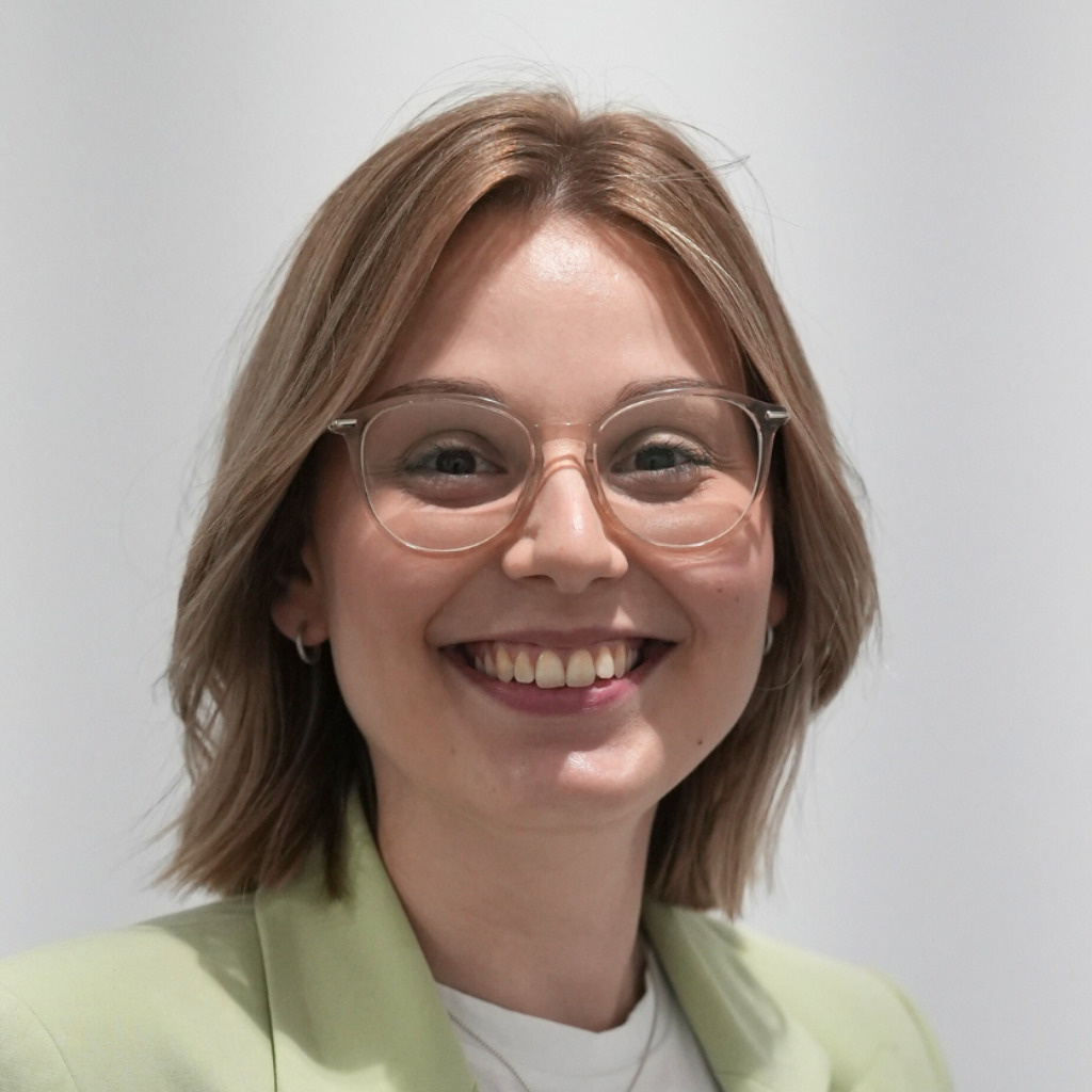 Mara Rodriguez's Instagram, Twitter & Facebook on IDCrawl