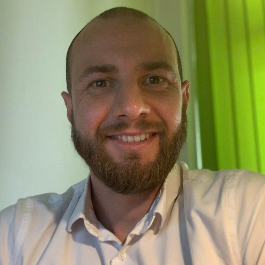 Philipp Menzer - Heimleiter - Curata Care Holding GmbH | XING