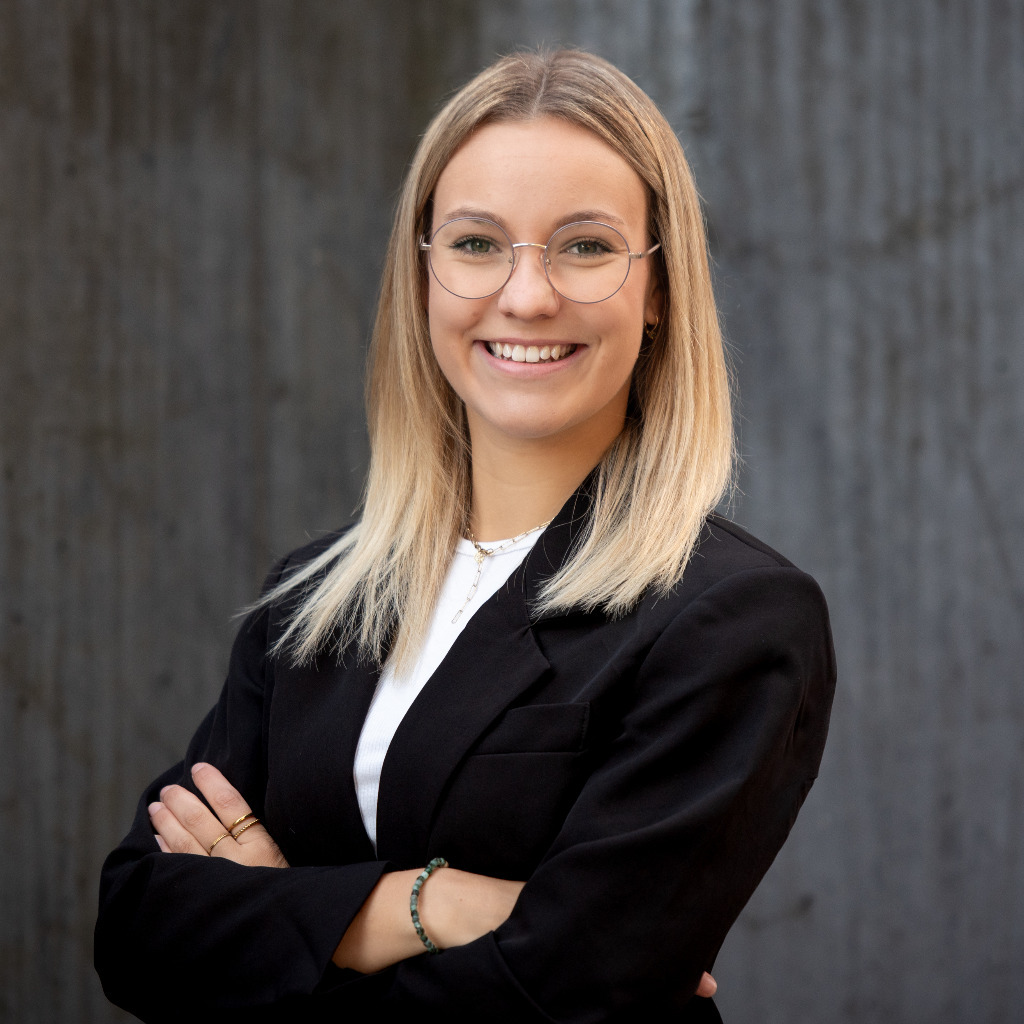 Lea Trudel - HR Generalis und Projektmanagement - Nephrologisches ...