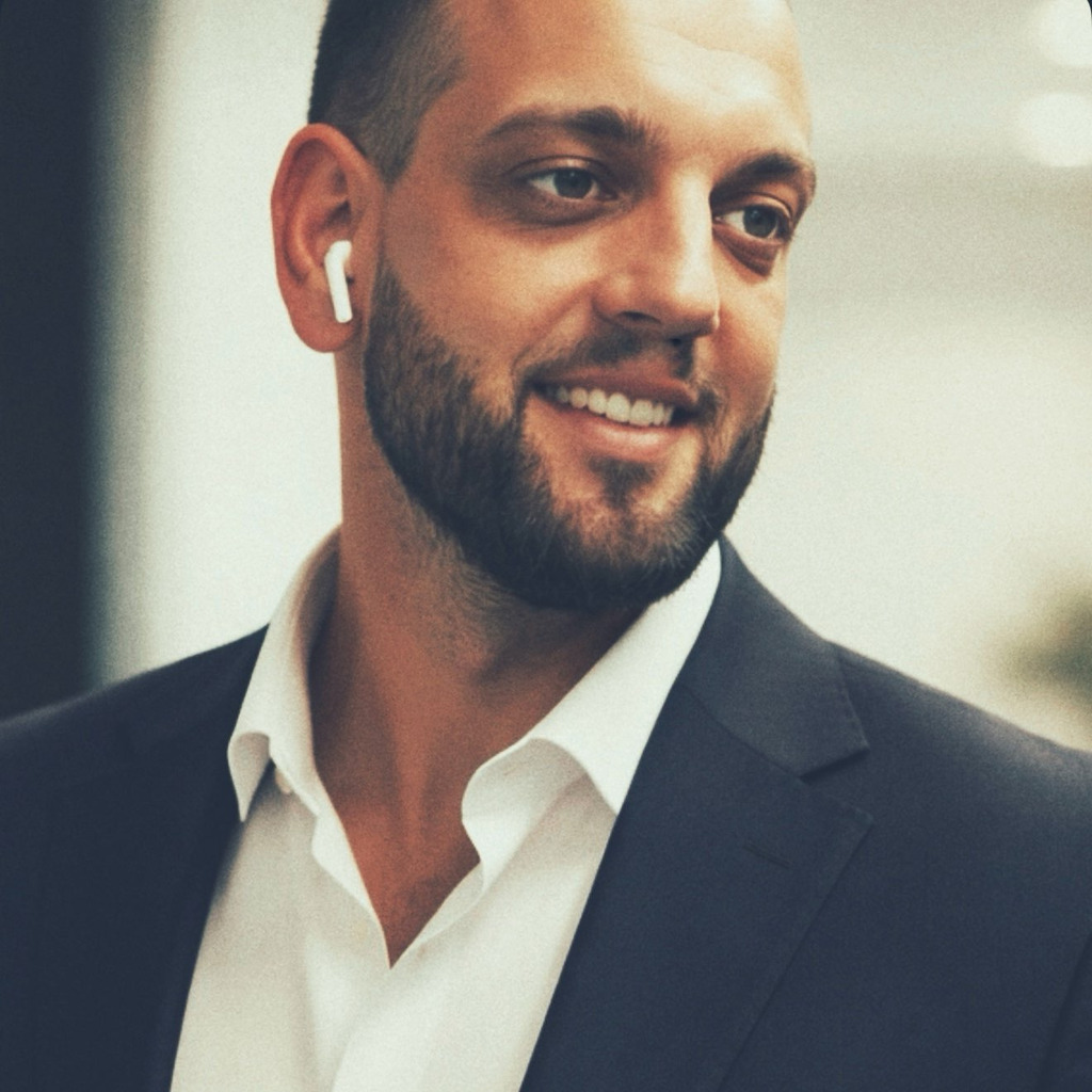 Süleyman Kocoglu - Manager Forderungsmanagement - Velero Immobilien ...