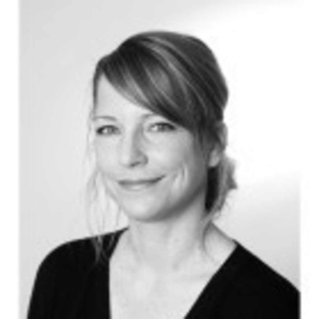 Kim Hartmann's Instagram, Twitter & Facebook on IDCrawl