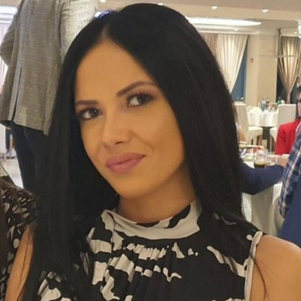 Sara Salamon's Instagram, Twitter & Facebook on IDCrawl