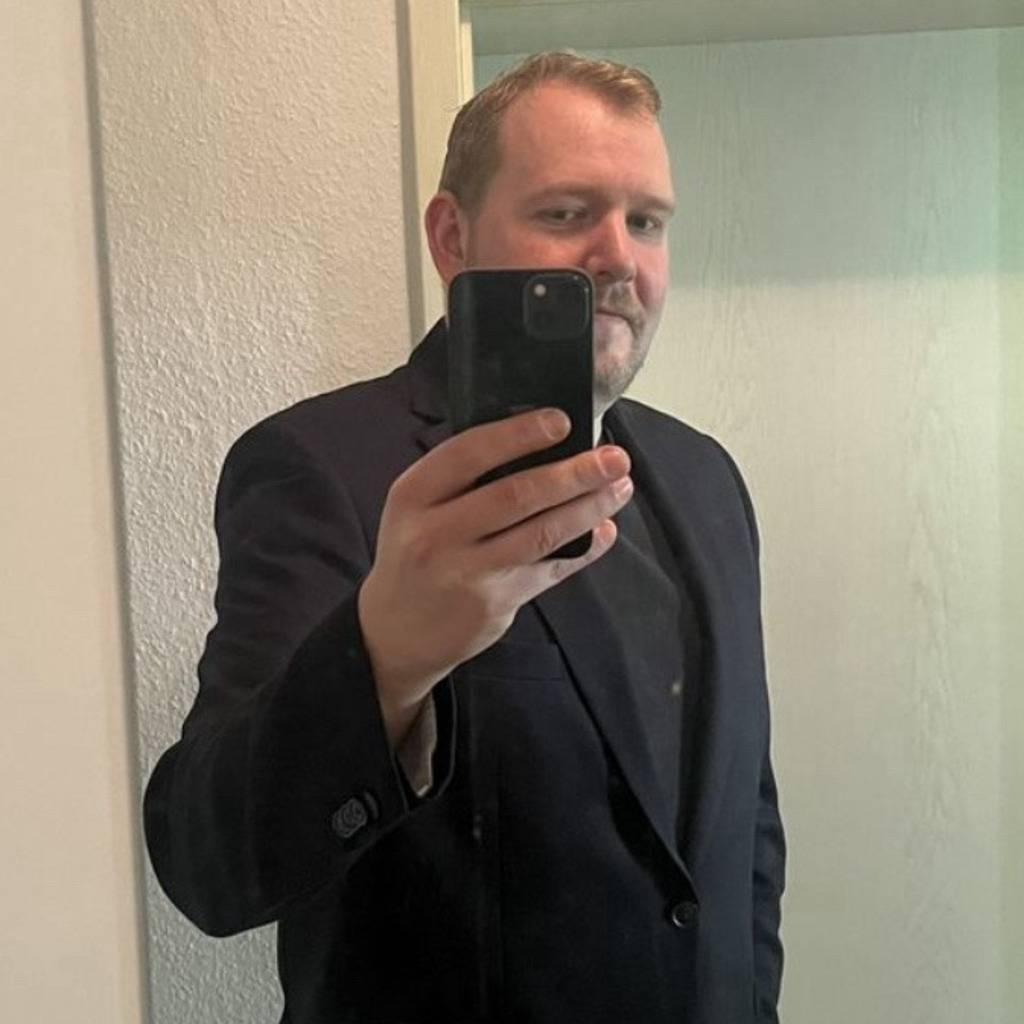 Steven Bergmann - Karosseriebauer - Volkswagen Sachsen GmbH | XING