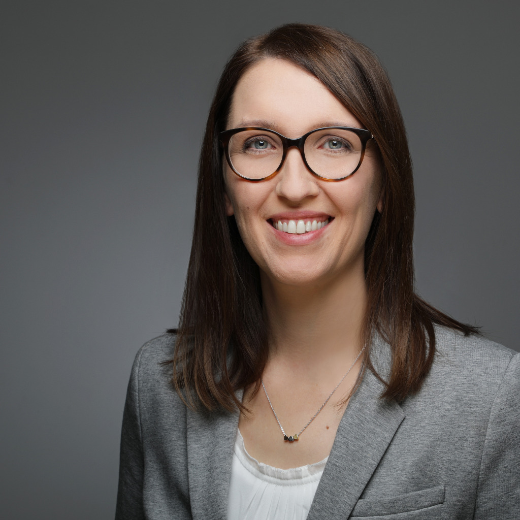 Julia Fuchs's Instagram, Twitter & Facebook on IDCrawl