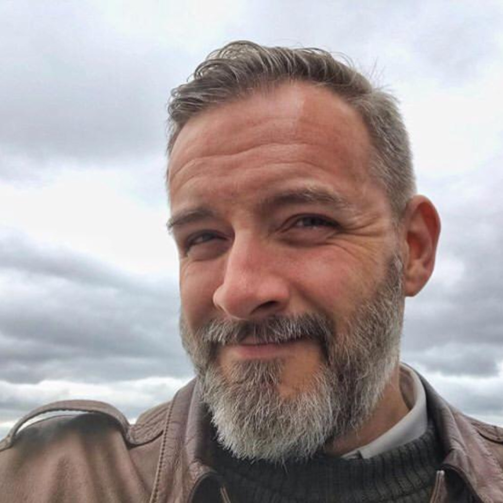 Danny Thomson - Property and Real Estate Brokers Director - BAM Nuttall ...